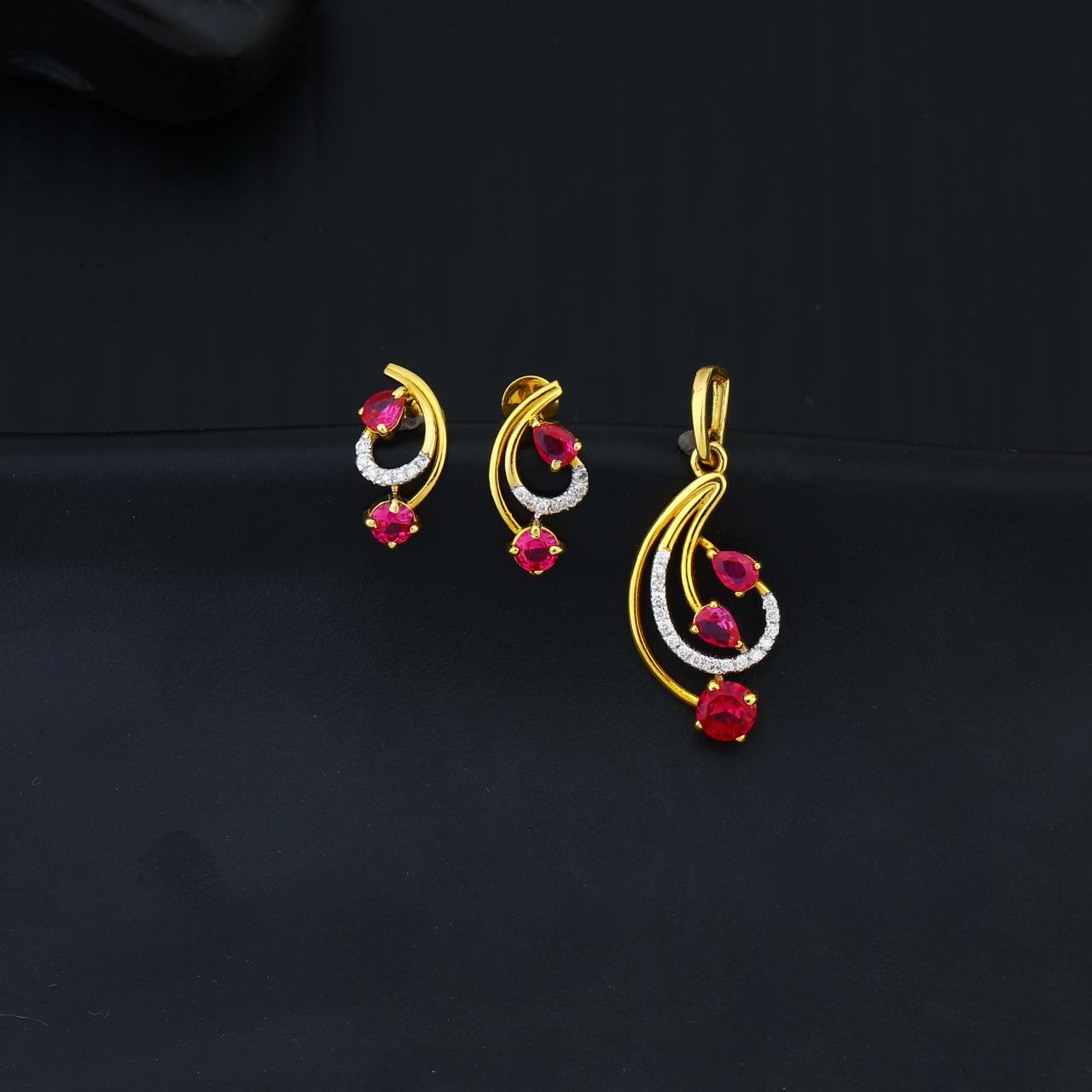 Real Diamond Pendant Set (DP18-55) | Satva Gold